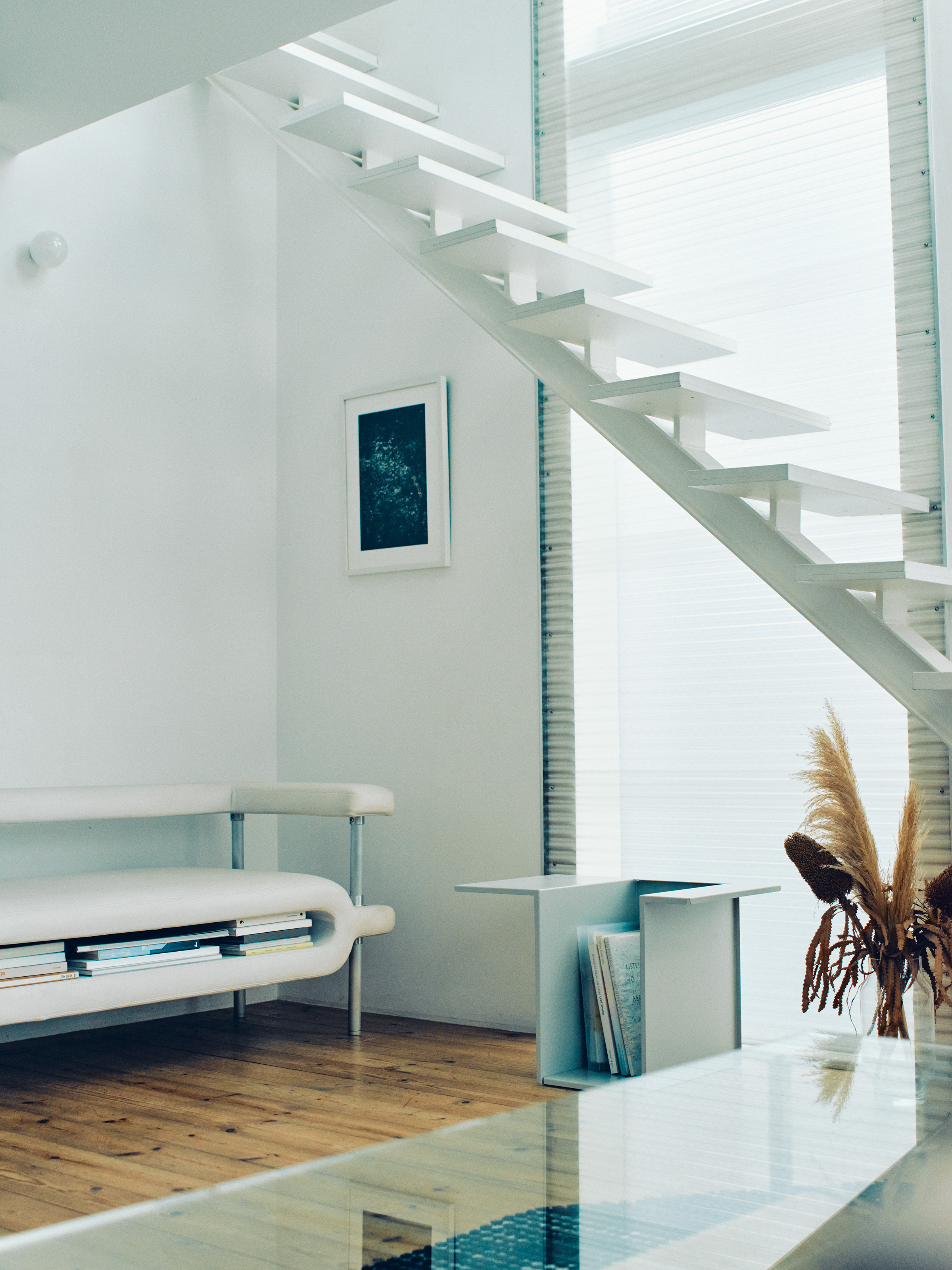 MAGAZINE SOFA | SOFA | COLLECTION | E&Y