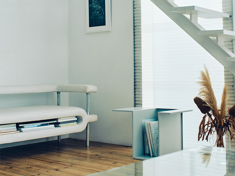 MAGAZINE SOFA | SOFA | COLLECTION | E&Y